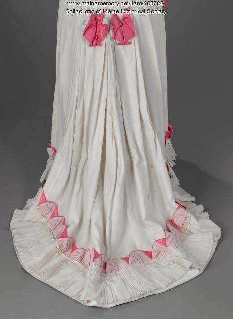 Flannel teagown house-dress, Portland, ca. 1875 - Maine Memory Network