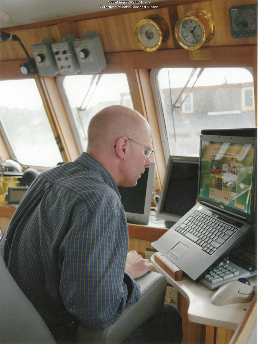 Reverend Rob Benson working aboard the "Sunbeam," 2008 - Maine Memory ...