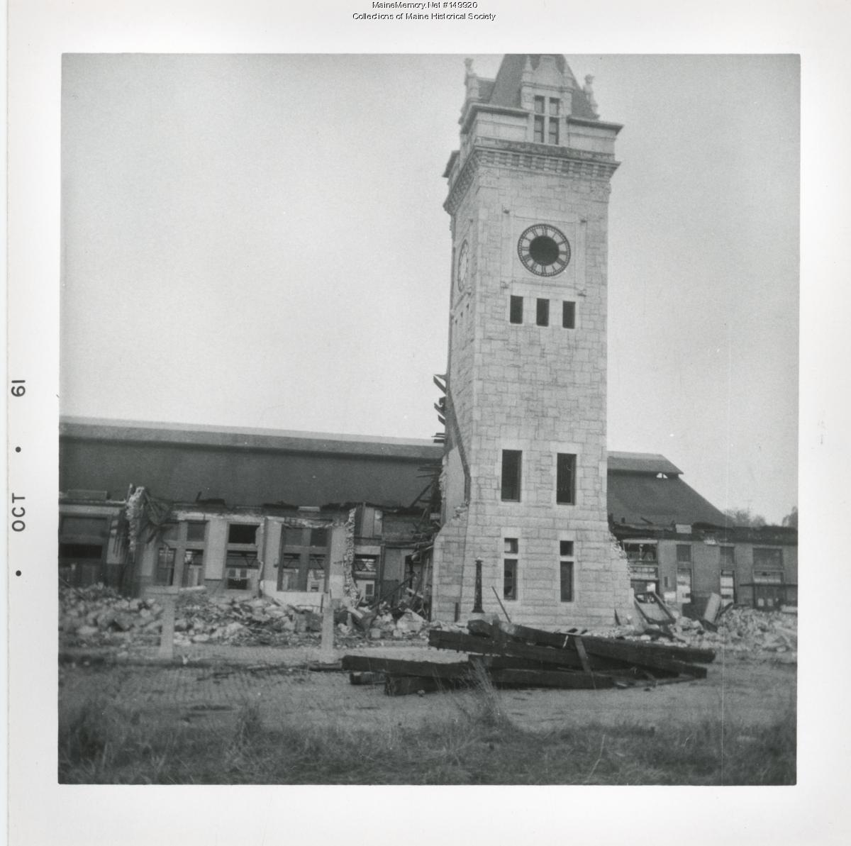 Union Station demolition, Portland, 1961 - Maine Memory Network