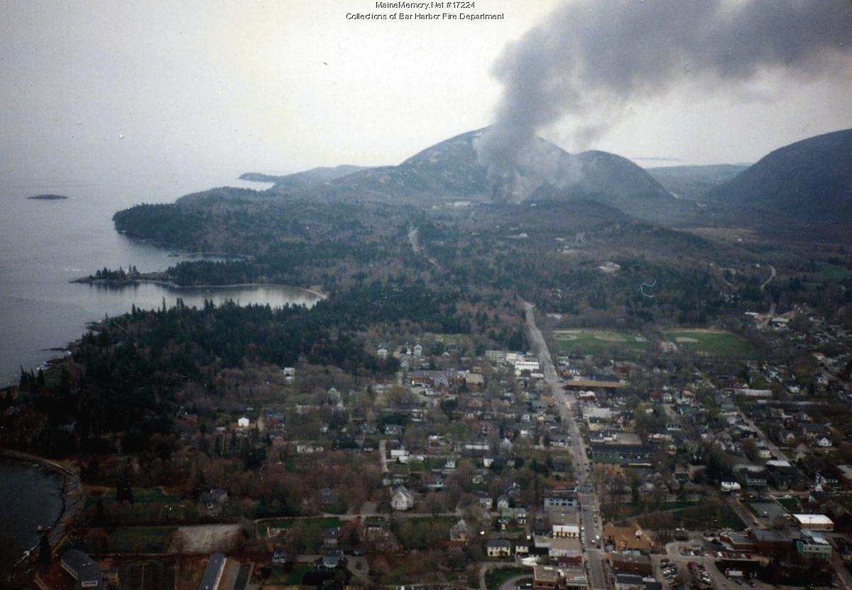 Aerial View of Jackson Laboratory Fire, Bar Harbor, 1989 - Maine Memory ...