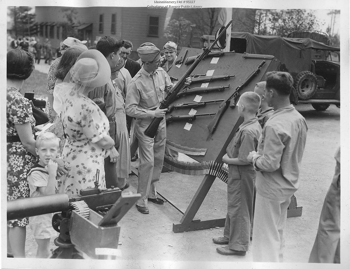 Open House, Dow Field, Bangor, 1945 - Maine Memory Network