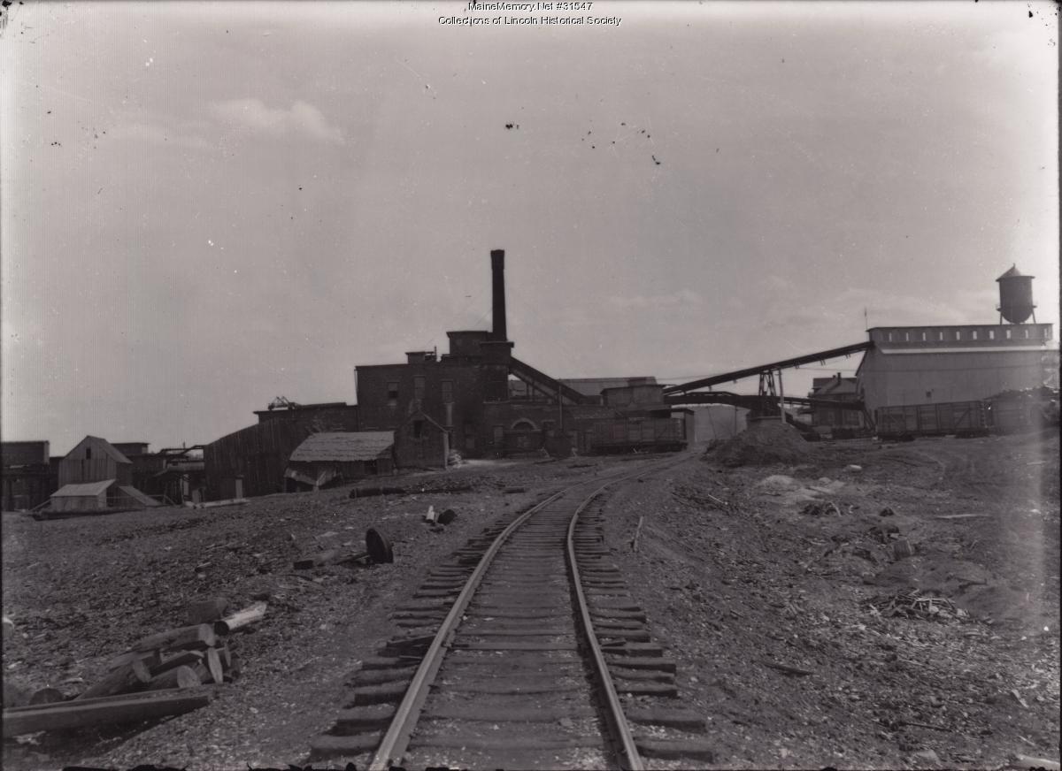 Katahdin Pulp and Paper Mill, Lincoln, 1902 - Maine Memory Network