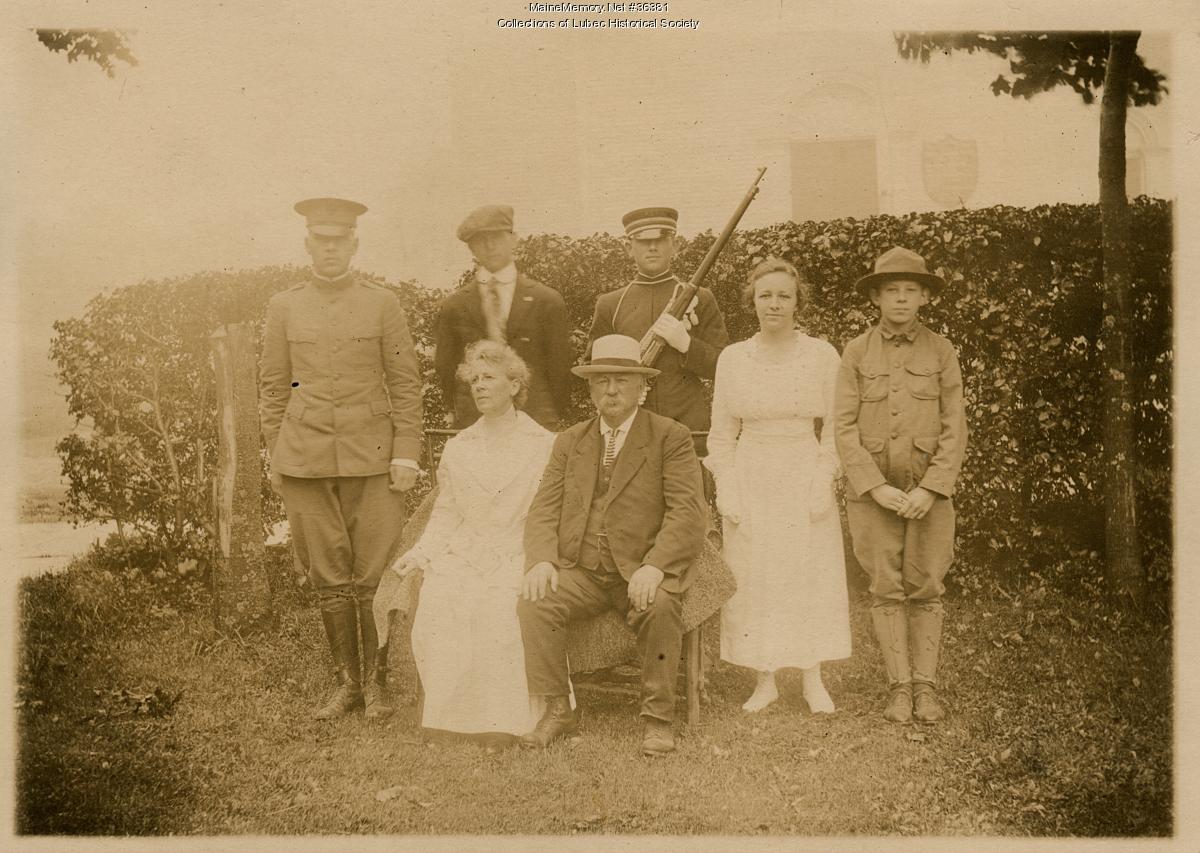 Jacob Clark Pike family, Lubec, 1917, 1917 - Maine Memory Network