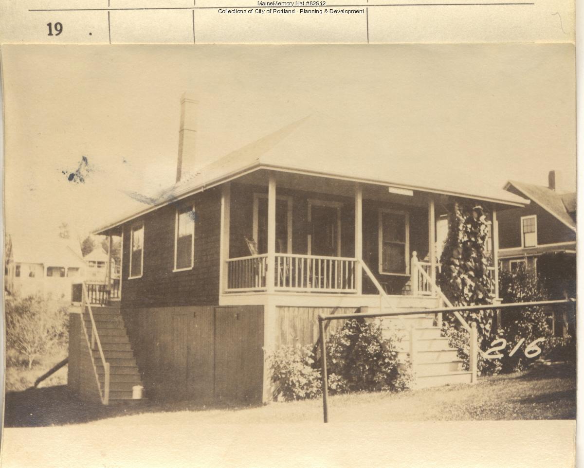 Harris property, N. Side Eighth Maine Avenue, Peaks Island, Portland ...