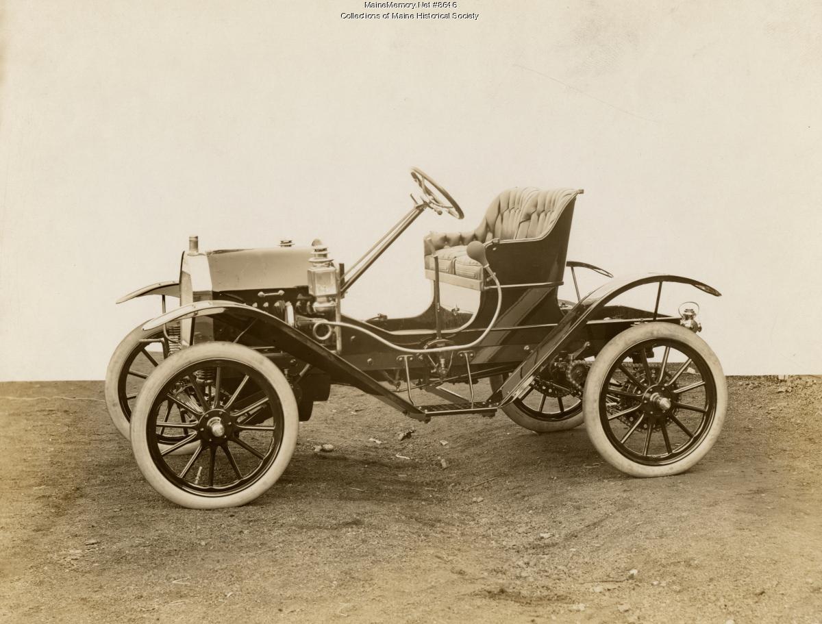 Brush runabout, ca. 1910 - Maine Memory Network
